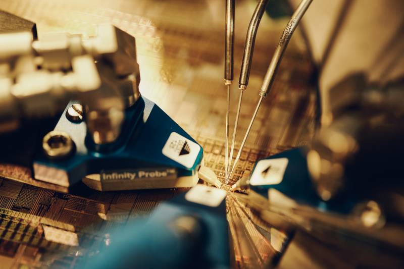 Instrumentation Circuits RF - PLATINOM Plateforme de technologie et d ...