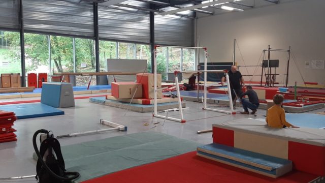 Nouveau matériel en salle de gymnastique - SUAPS